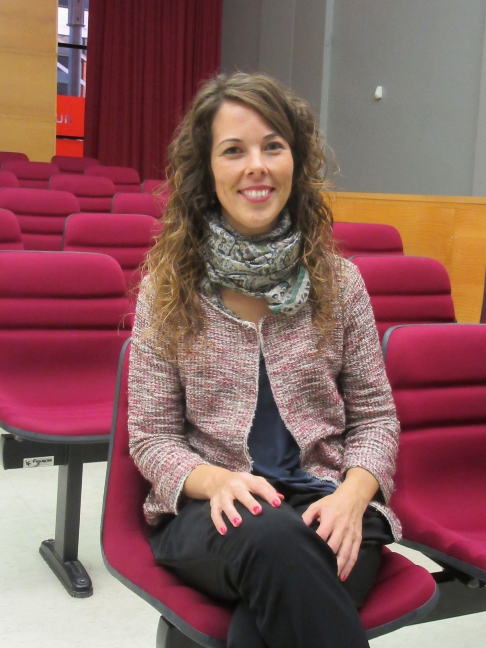 Verònica Losa: "El mercat laboral no pot absorbir a tothom, per això l ...